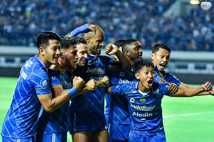 Jadwal Liga 1 2023/2024 - Persib kandas, Tiga Tim Berebut Juara Paruh ...