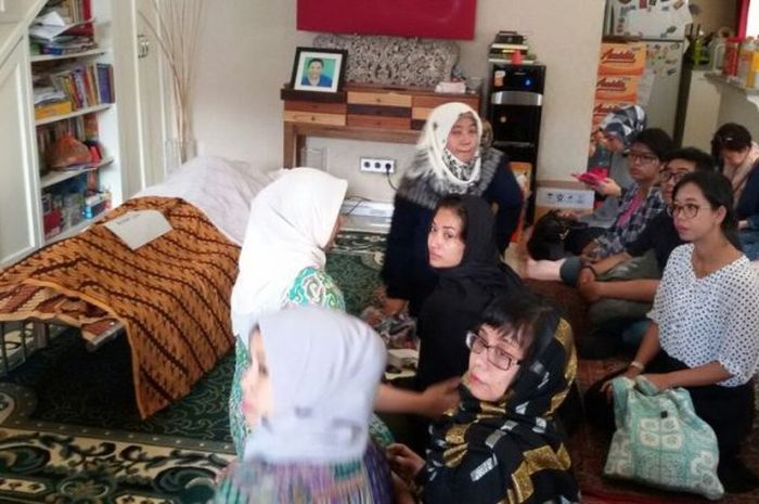 Innalillahi Wa Innailaihi Rojiun, Penyanyi Ini Meninggal Dunia Usai ...