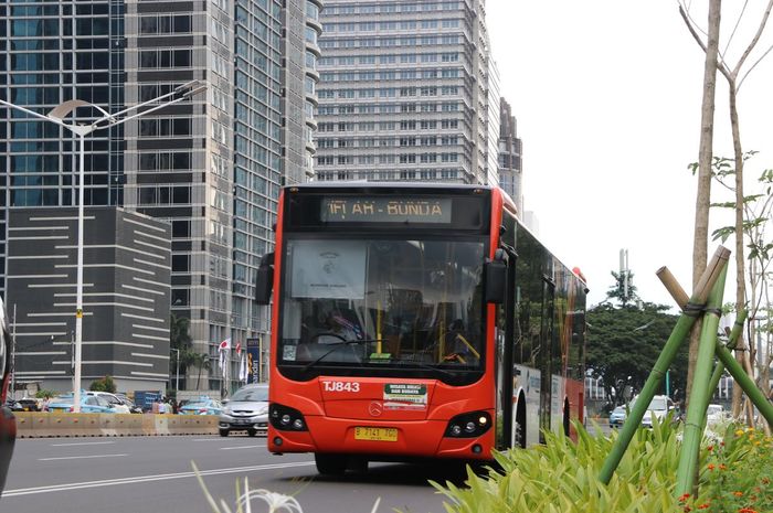 Cara Cek Posisi Bus Transjakarta di Google Maps Secara Real-time - Info ...