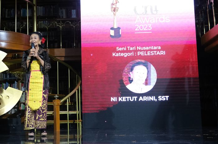 CHI Awards 2023: Ni Ketut Arini, Sang Guru Tari Bali - Intisari
