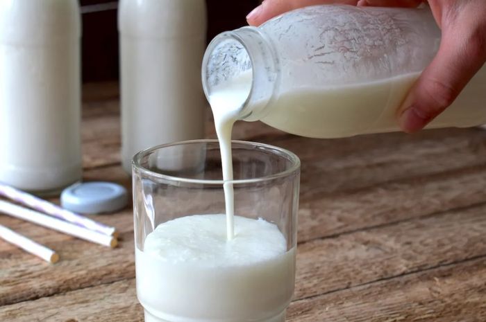Dibuang Bikin Rugi, Susu Basi Bisa Bikin Tanaman Subur Loh, Begini Cara ...