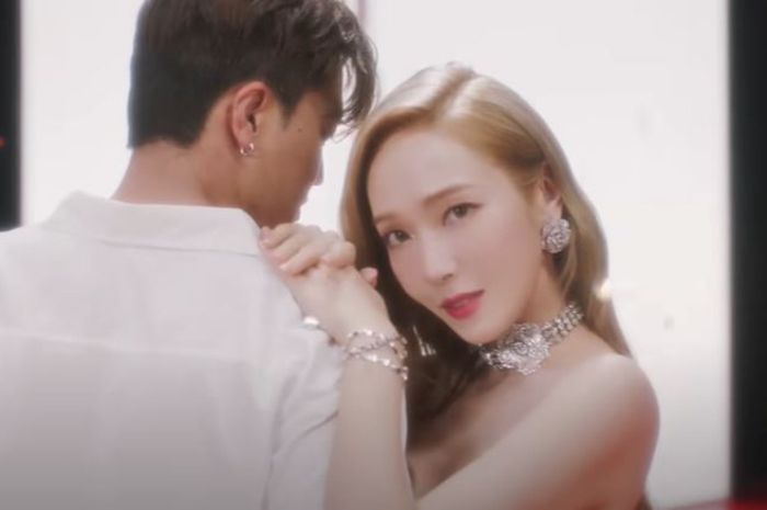 6 Tahun Hiatus, Jessica Jung eks SNSD Rilis Lagu Baru, Lirik Beep Beep ...