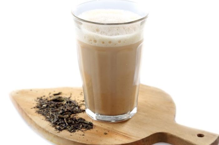 10 Fakta Menarik Teh Tarik, Minuman Teh yang Ditarik Sampai Berbusa - Kids