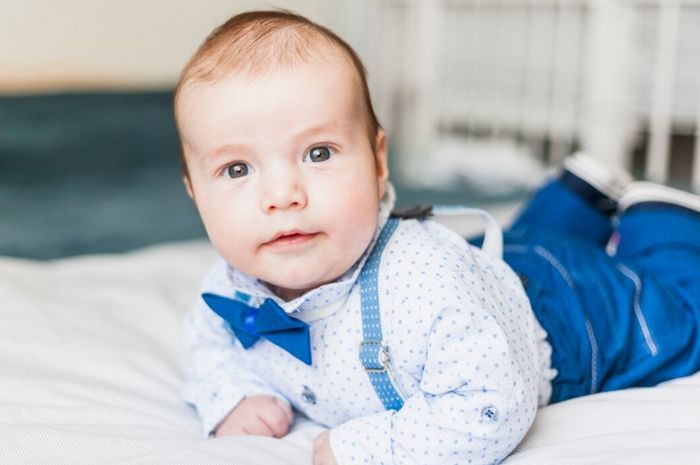 Nama Bayi Laki-laki 2-3 Kata Awalan Huruf R Lengkap dengan Arti yang ...