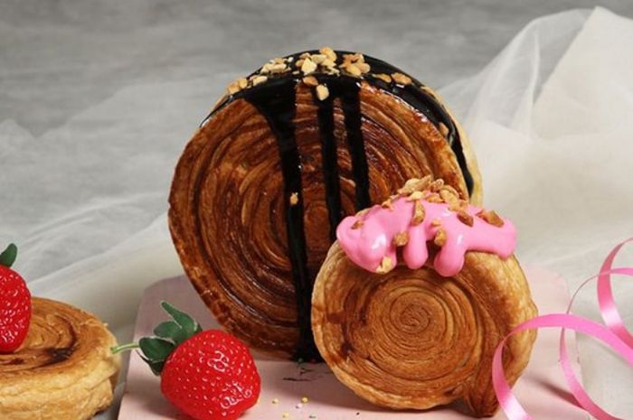 5 Tempat Jual Cromboloni Viral di Solo Harga Start Rp 22.000 Saja ...