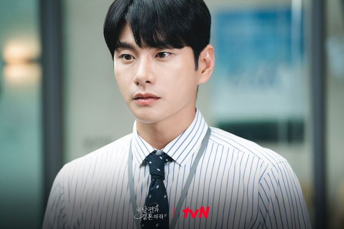Drama Korea Marry My Husband Tayang Hari Ini Intip Alasan Lee Yi Kyung