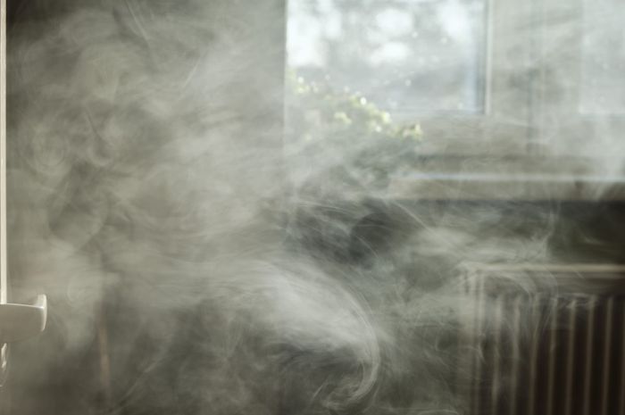 Cara Ampuh Menghilangkan Bau Rokok Tanpa Disemprot Pengharum Ruangan ...