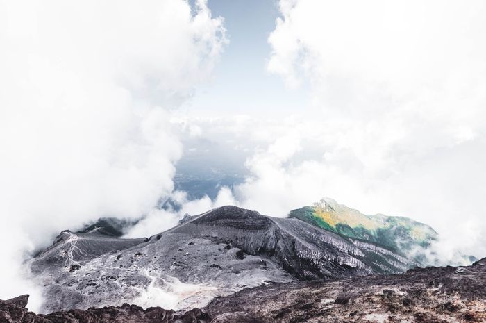 Gunung Merapi Keluarkan Awan Panas, Begini Siklus Letusan Gunung Merapi ... Gunung Merapi Keluarkan Awan Panas, Begini Siklus Letusan Gunung Merapi ...