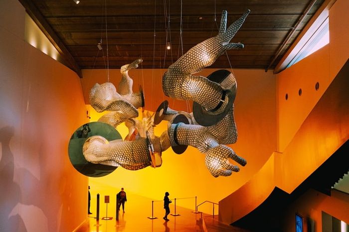 5 Contoh Seni Kontemporer, Salah Satunya Seni Instalasi - Adjar