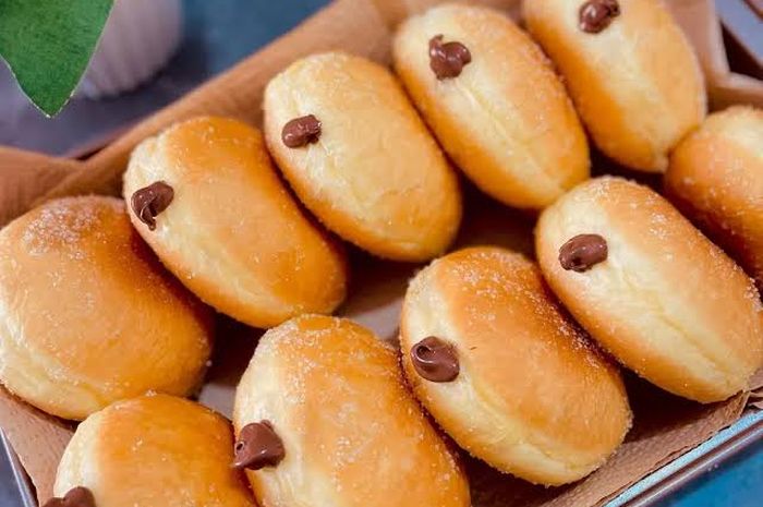 Ramai di TikTok, Resep Bomboloni Viral Isi Cokelat, Mudah Dibuat di ...