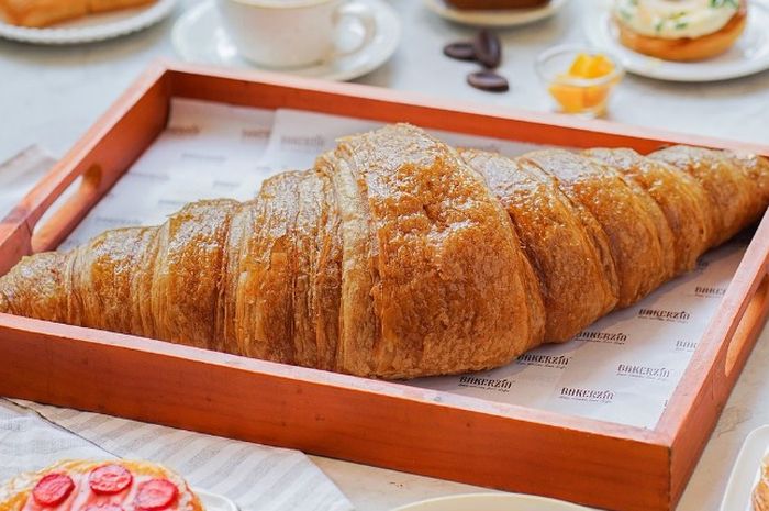 Tertarik Mencoba Croissant Raksasa? 1 Porsi Bisa Disantap 4 Orang! Cek Lokasinya - Sajian Sedap