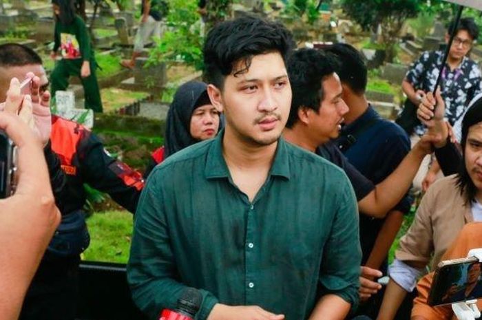 Aditya Zoni Ungkap Fakta Mendiang sang Ayah Telah Mengetahui Ammar Zoni ... Aditya Zoni Ungkap Fakta Mendiang sang Ayah Telah Mengetahui Ammar Zoni ...