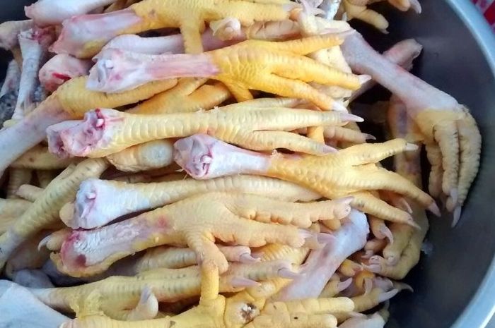 Tak Sampai 5 Menit, Bagian Kuning dari Ceker Ayam Pasti Lepas Sendiri ...