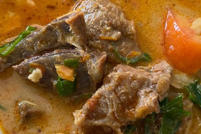 Berkuah Gurih, Medok, dan Tak Pelit Isian, Soto Tangkar Ini Habiskan 70 ...