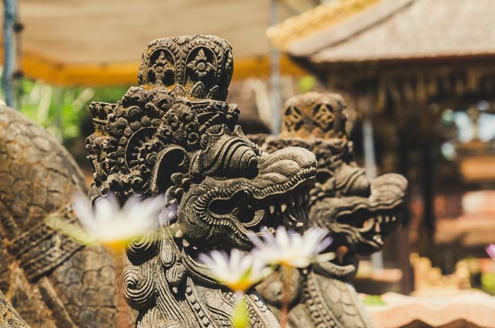 Seperti Apa Perbedaan Peninggalan Arca Bercorak Hindu dan Bercorak ...