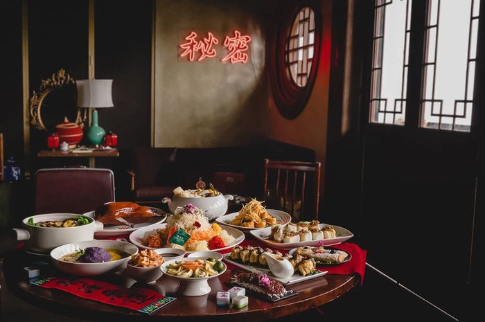 Tips Menata Meja Makan untuk Jamuan Makan Bersama di Tahun Baru Imlek ...