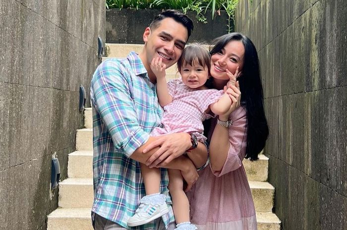 Bikin Iri Sejagat Raya, Inilah Isi Surat Cinta Jonas Rivanno untuk ...