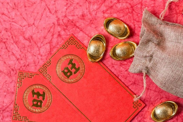 Bukan Sekadar Bagi-bagi Uang, Ternyata Ini Makna Pemberian Angpau Saat ...