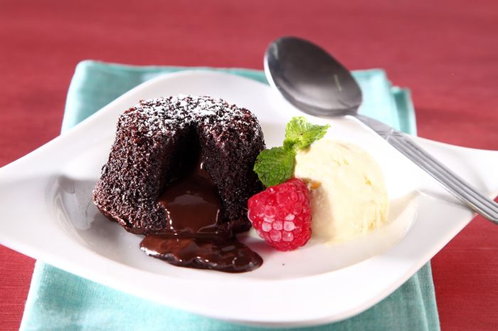 Cara Membuat Choco Lava Cake yang Lumer Untuk Camilan Valentine ...