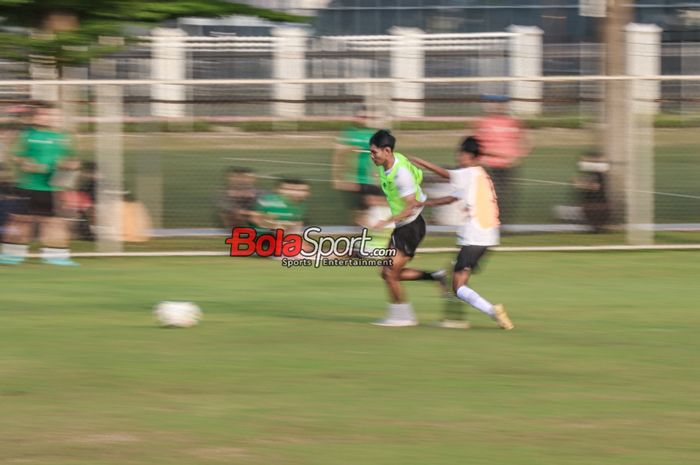 Nova Arianto Terapkan Peraturan Ketat Ala Shin Tae-yong di Timnas U-16 ... Nova Arianto Terapkan Peraturan Ketat Ala Shin Tae-yong di Timnas U-16 ...