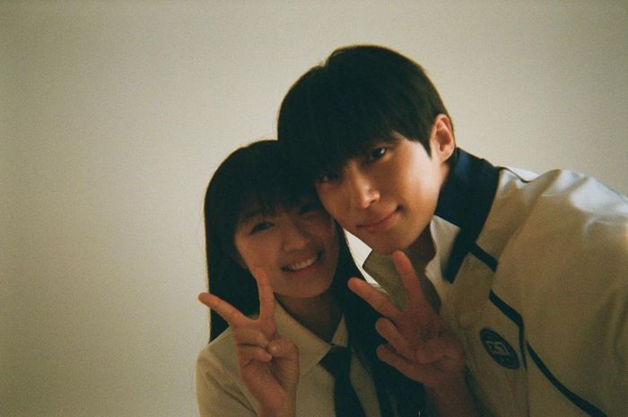 Kim Hye Yoon Nangis Ketemu Byeon Woo Seok di Drama Korea Lovely Runner ...