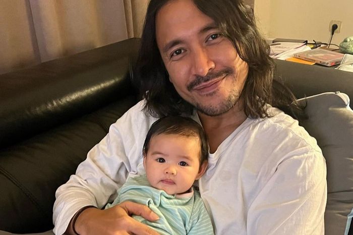 Bapakable Banget, Manisnya Ello dan Andre Taulany saat Menjaga Bocah 1 ...