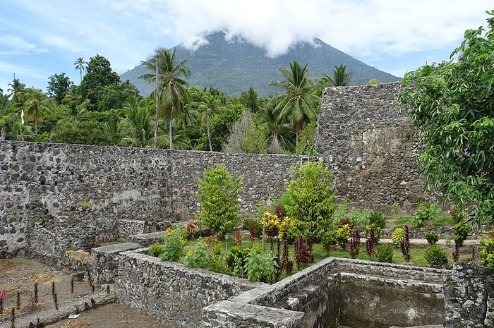 Mengenal 2 Benteng yang Didirikan Spanyol di Indonesia, Materi Sejarah ...