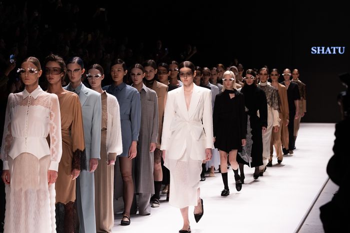Moscow Fashion Week 2024, Deretan Koleksi Unik dan Stunning dari ...