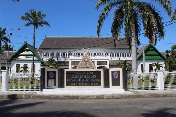 Sejarah Kerajaan Bima dan Pengaruh Islam - Adjar