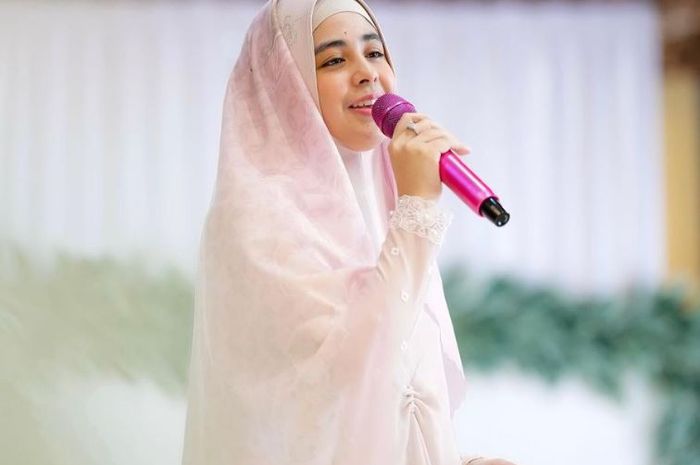 Masih Betah Menjanda Usai 3 Kali Cerai, Intip Kabar Terbaru Risty Tagor ...