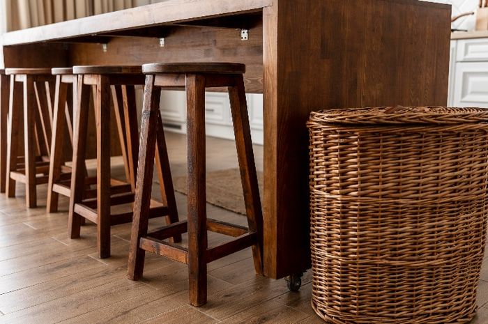 Bagaimana Cara Mengatasi Bau Cat Pada Furnitur Kayu Baru? Begini ...