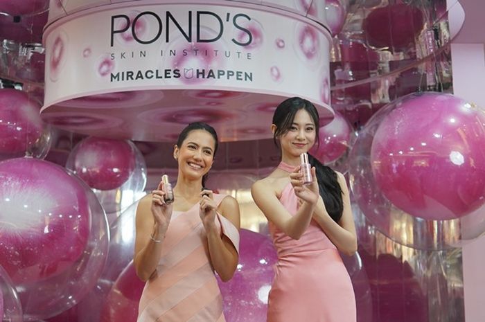 Tzuyu TWICE Kunjungi POND'S SKIN INSTITUTE Time Capsule di Jakarta ...