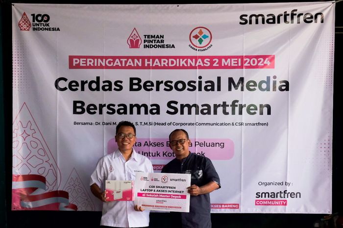 Smartfren Donasikan Laptop untuk Sekolah Masyarakat Marginal - Info ...