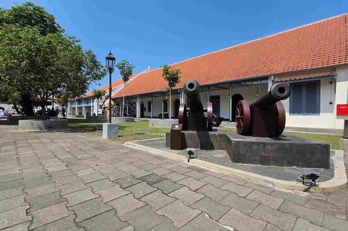 Indonesia Heritage Agency dan Kemolekan Benteng Vredeburg Yogyakarta ...