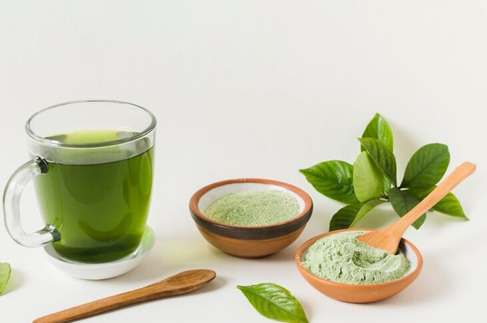 Sering Dikira Sama, Matcha dan Green Tea Ternyata Berbeda! Warna jadi ...