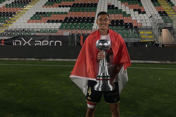 Media Italia Puji Penampilan Jay Idzes Usai Antar Venezia Promosi ke ...