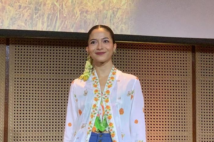 Putri Marino Ikut Bantu Angkat Kebaya Sebagai Identitas Perempuan ...