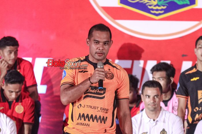 Respek! Andritany Ungkap Alasan Berikan Ban Kapten Persija ke Dua ...