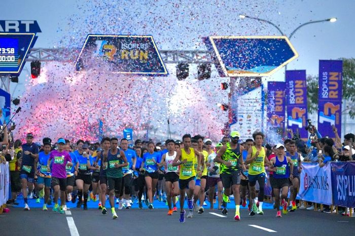Sukses Digelar, Simak Kemeriahan Isoplus Run Jakarta 2024 di Community ...