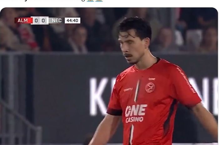 Kata Thom Haye Usai Antar Almere City Raih Kemenangan Perdana di ...