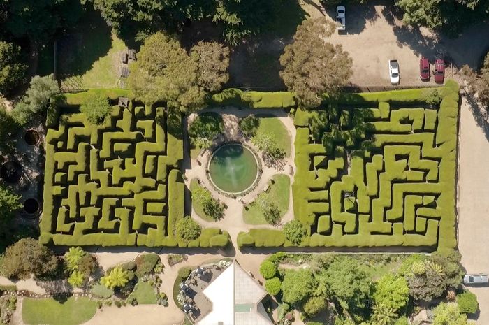 Labirin-Labirin Cantik di Beberapa Negara di Dunia, Salah Satunya ada ...