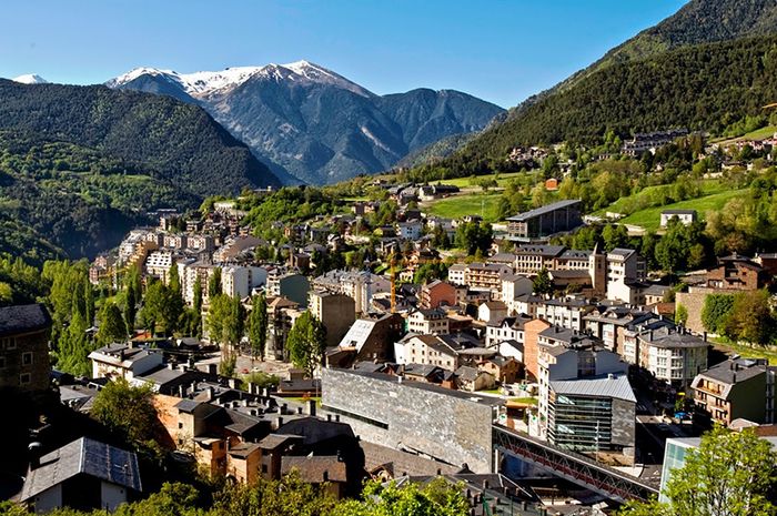 Andorra, Negara Kecil yang Aman - Bobo