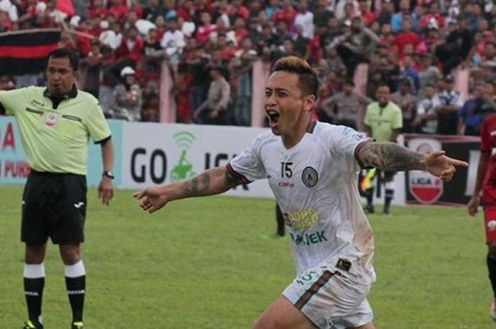 Dirga Lasut Jadi Bintang, PSS Sleman Makin Aman di Puncak Klasemen - Bolasport.com