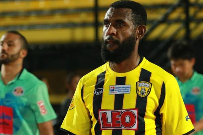 Bukan ke Indonesia, Yanto Basna Resmi Berlabuh di Klub Thailand ...