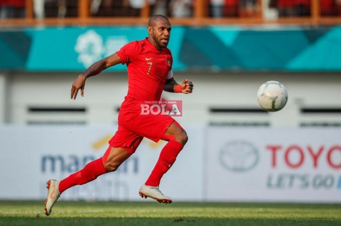 Terpilih Jadi Duta PON Papua, Boaz Solossa Ditemani Raffi Ahmad dan ...