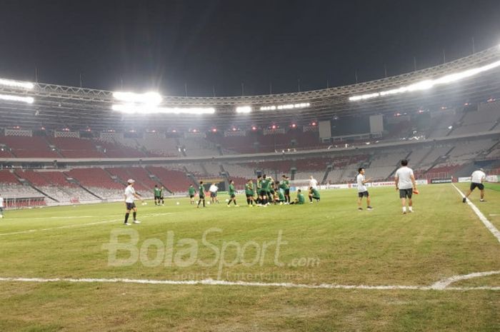 Piala AFF - Rumput SUGBK Rusak, Pelatih Timor Leste Nyatakan Kekecewaan ...