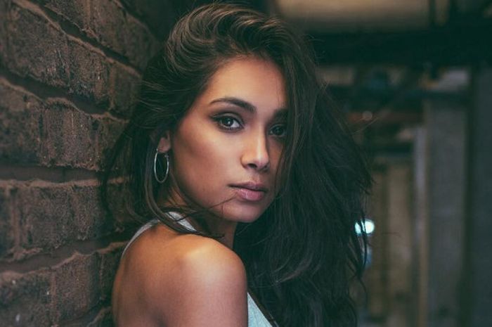 Model Asal India Ini Punya Aura Seksi Menggoda yang Membuat Hector ...