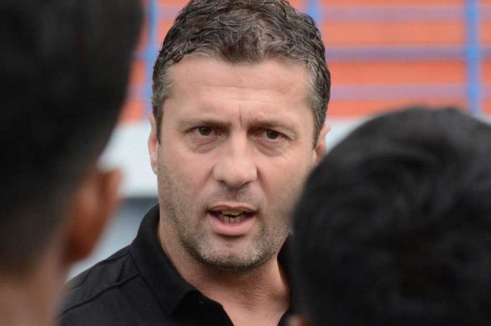 Miljan Radovic Kantongi Starting XI dan Formasi Persib Musim Depan ...