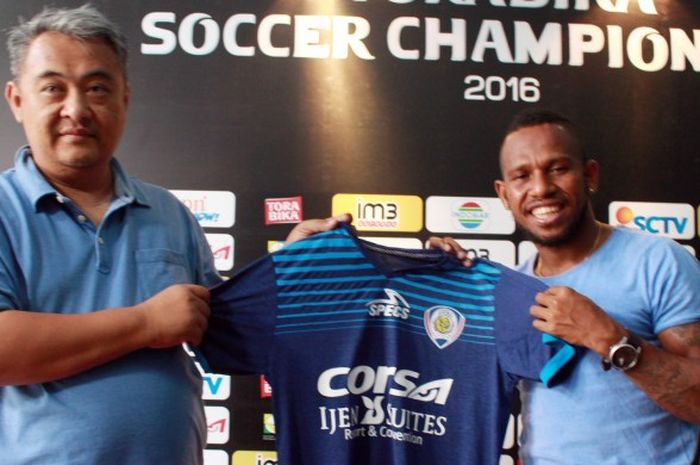 Resmi, Arema Perkenalkan Okto Maniani - Juara.net