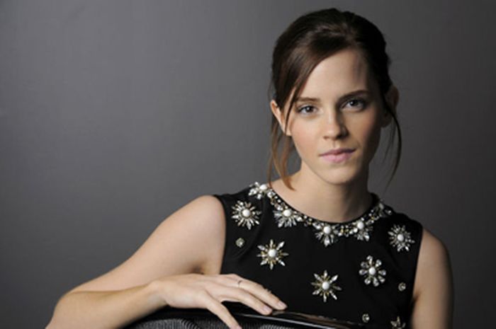 Emma Watson: Talks Her Acting Career - CewekBanget
